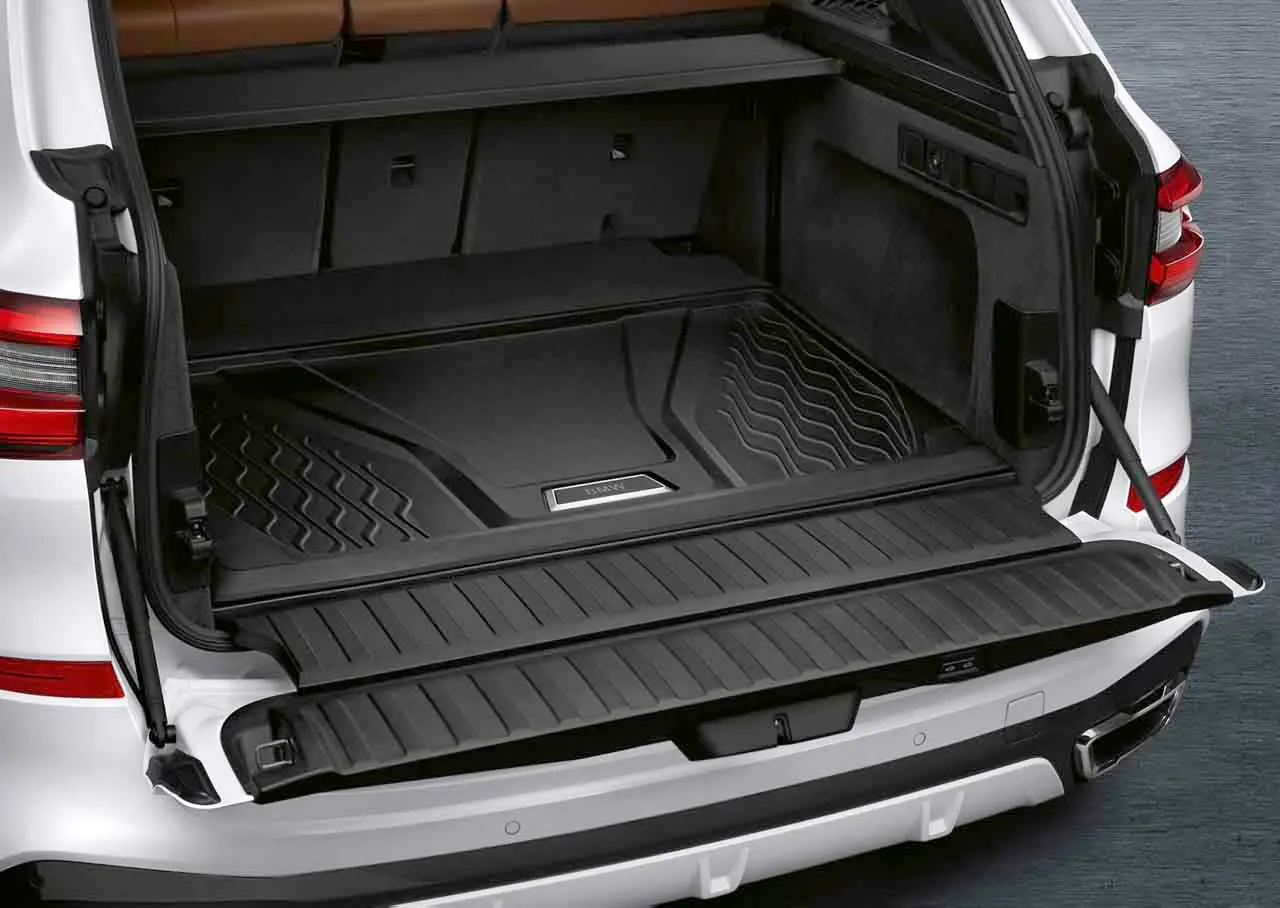 Fitted Luggage Compartment Car Boot Mat - BMW Group Australia
