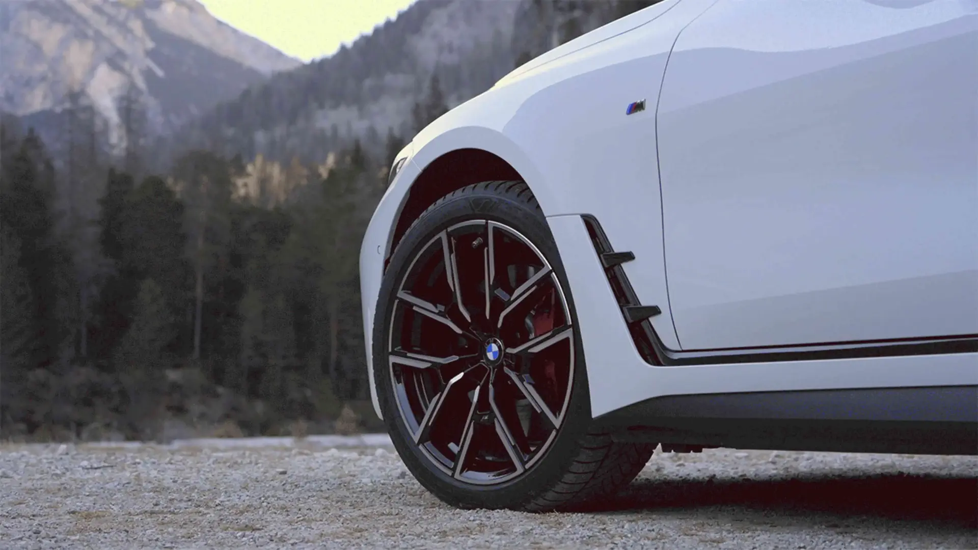 BMW Advanced Car Eye 3.0 Pro - BMW Group Australia